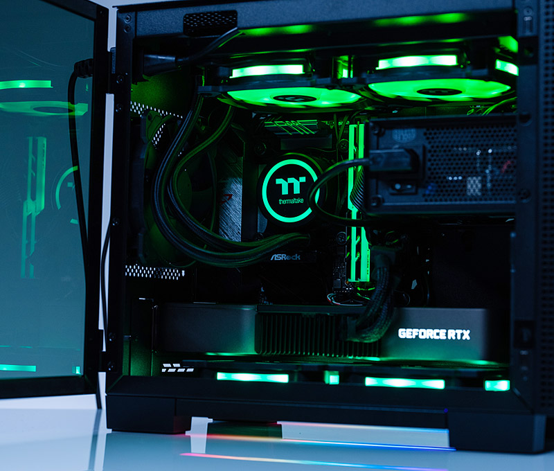 Razer Dual Tomahawk PC Build Giveaway | Newegg.ca